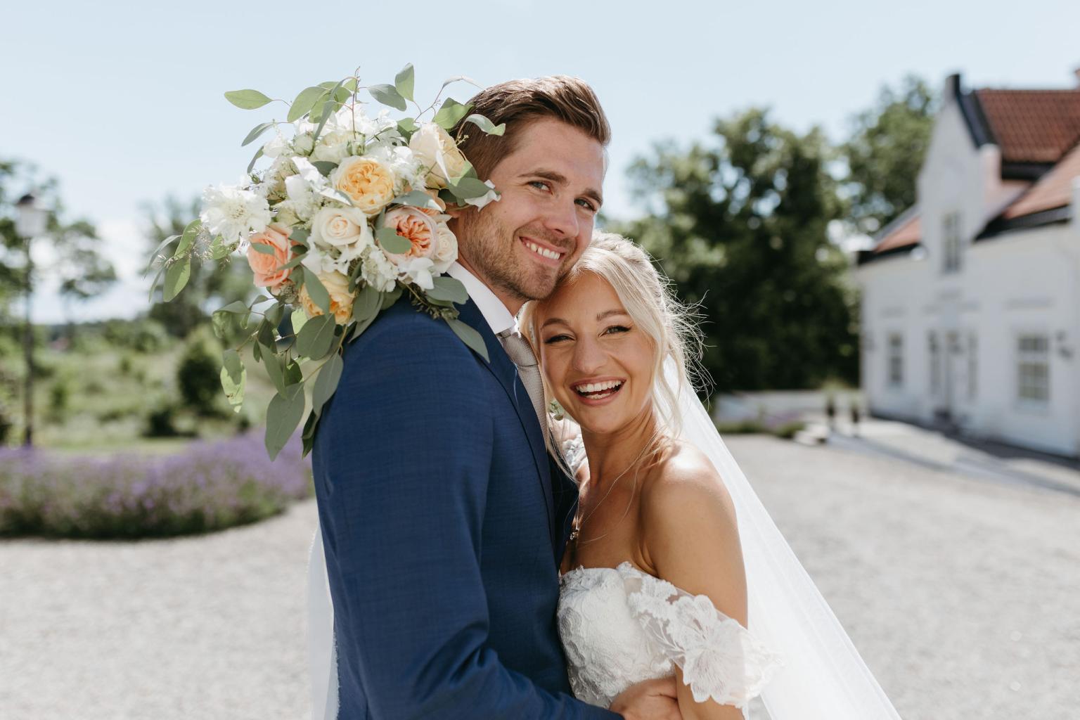 Isabelle + Johan - Madi Lane Bridal